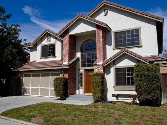 Spacious 5 Bedroom Home