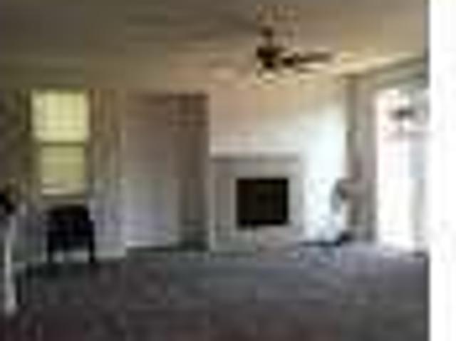 Spacious 5 BR / 3 BA 2 Story House for Rent