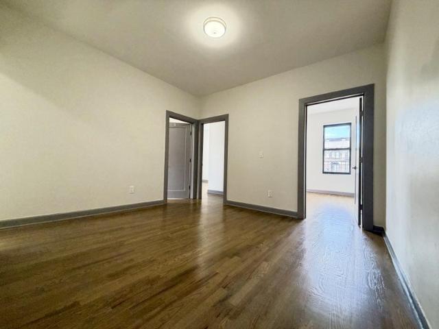 Spacious 5BR 2BATH | W/D & Dishwasher | NO FEE