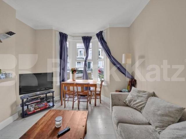 Spacious 6 Bedroom House – Perfect for Students & Professional Sharers
