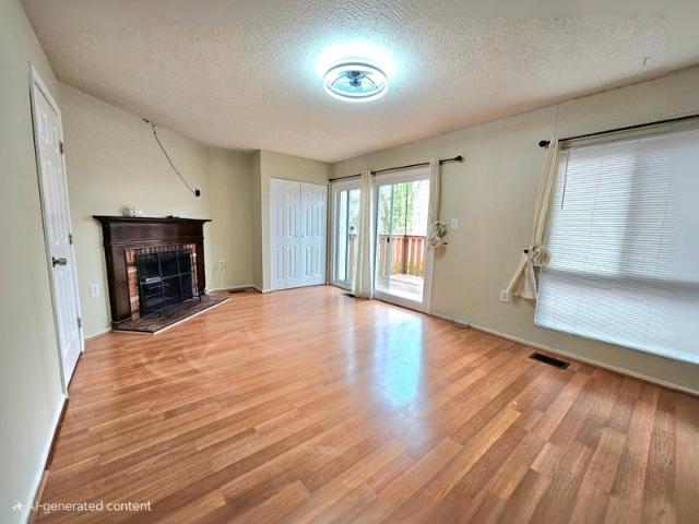 Spacious 1 Bed Bath Room in Woodbridge | Availabl