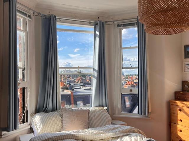 Spacious 1 bed close by Fulham and Parsons Green