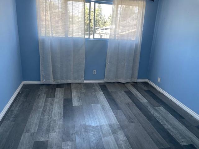 Spacious 1 bedroom 1 bath Downtown Long Beach