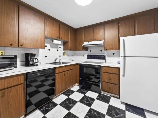 Spacious 1 bedroom apt Framingham