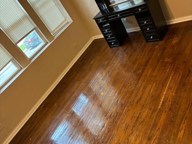 Spacious 1 bedroom apartment available