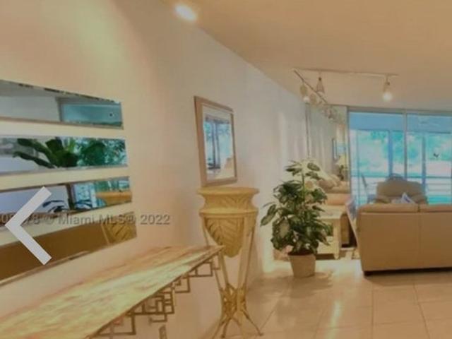 Spacious 1 Bedroom/Private Bathroom