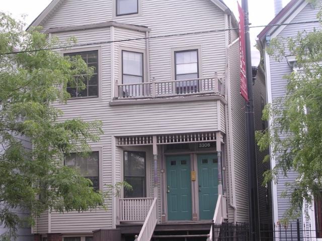 Spacious 1 BR garden_fits a king!