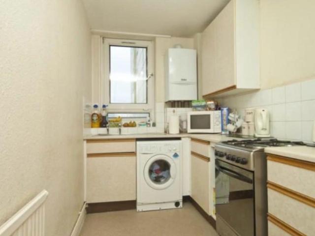 Spacious 1 2 Bedroom Flat for Rent Fulham