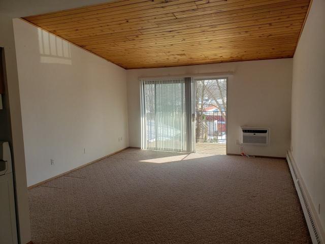 Spacious 1 &2 Bedrooms with Balcony, Parking and Onsite Laundry 2 Bedroom Apartment for Rent at 2020 Forest View Rd, Rockford, IL 61108
