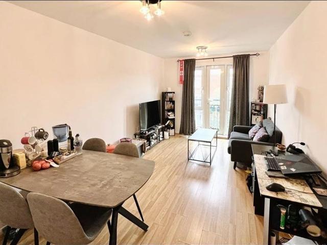 Spacious 1B1B by the Thames ldn SW15