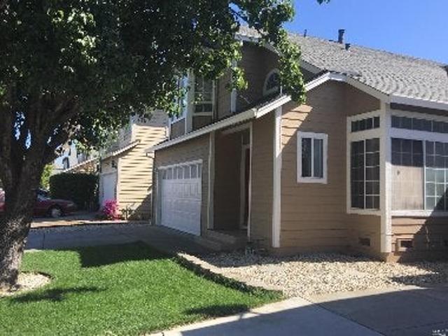 Spacious 1bd available in a 3bdba home_Shared com