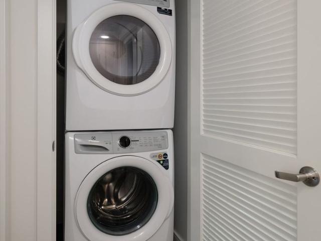 Spacious 2 Bed Townhouses! * BEST KOREATOWN LOCATION * washer & dryer * bidet 2 Bedroom Apartment for Rent at 757 S Kingsley Dr, Los Angeles, CA 90005 Wilshire Center Koreatown