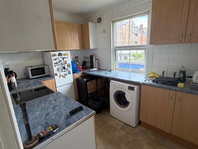 Spacious 2 Bed Flat – Manor House N4 – £1,950 PCM