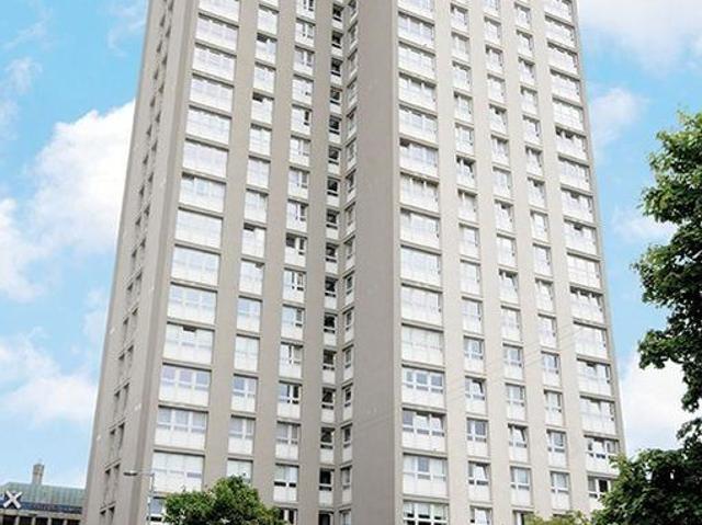 Spacious 2 Bed Flat in Glasgow City Centre