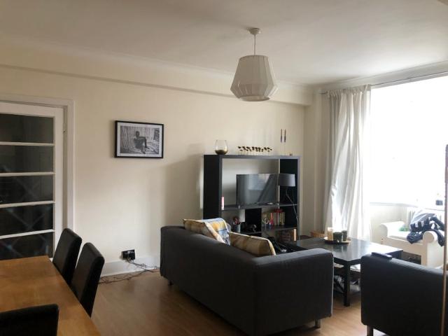 Spacious 2 Bed Flat Streatham Hill *Available Nov