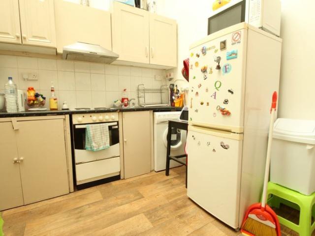 Spacious 2 bed flat to let in London N16