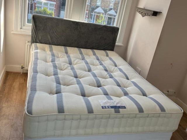 Spacious, 2 bed flat with private garden