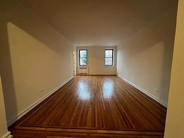 Spacious 2 Bedroom, 2 Bathroom Apartment