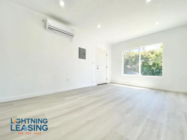 Spacious 2 Bedroom Apartment in the Heart of Mid City