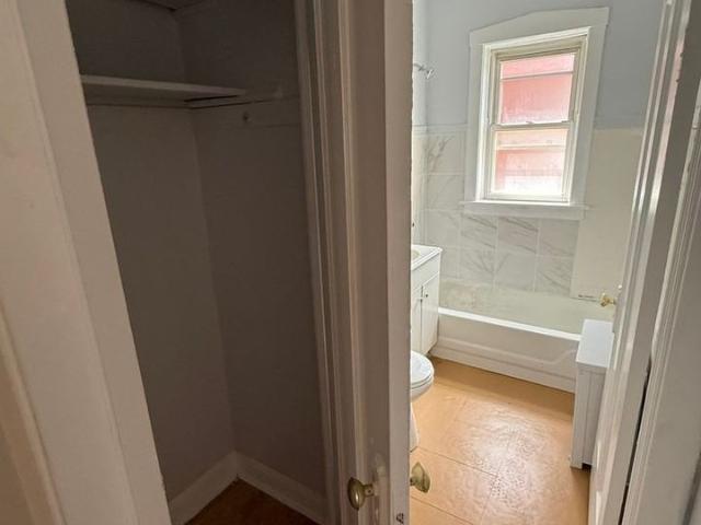 SPACIOUS 2 BEDROOM APARTMENTS AVAILABLE 1 Bedroom Apartment for Rent at 6619 S Greenwood Ave, Chicago, IL 60637 Woodlawn