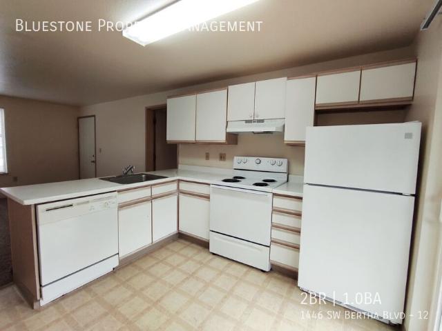 Spacious 2 Bedroom Available June 13th!