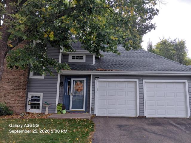 Spacious 2 Bedroom Basement Suite in Bloomington