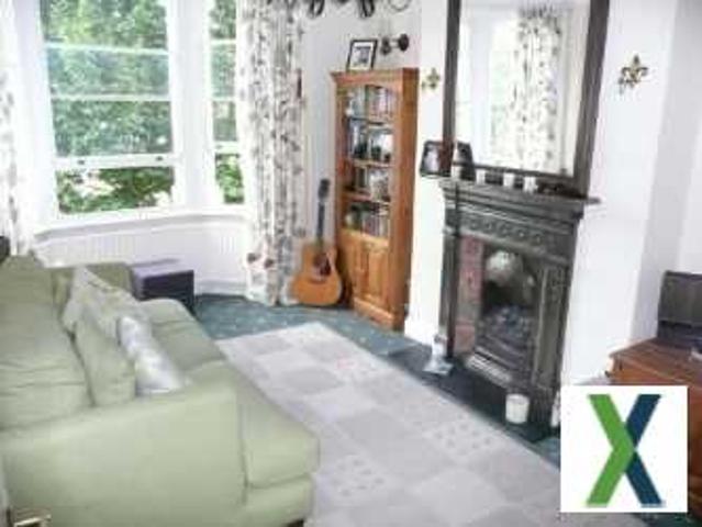 Spacious 2 Bedroom Flat Acton/Chiswick Borders