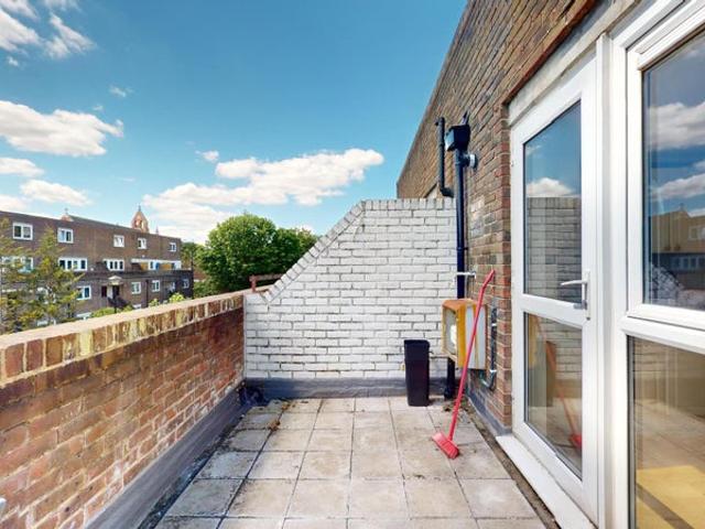 Spacious 2 Bedroom Maisonette in Archway N19
