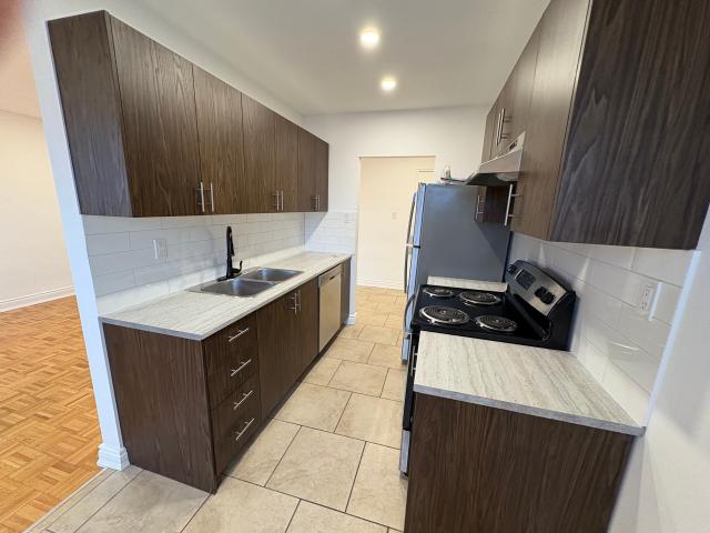 Spacious 2 Bedroom Unit with Balcony