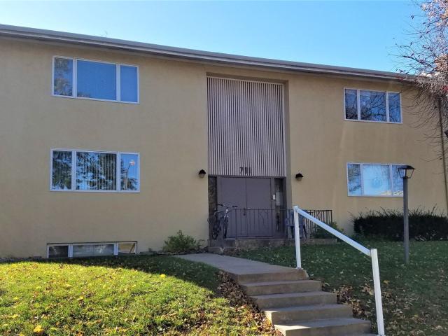 Spacious 2 Bedroom Units Near 18th and Minnesota
