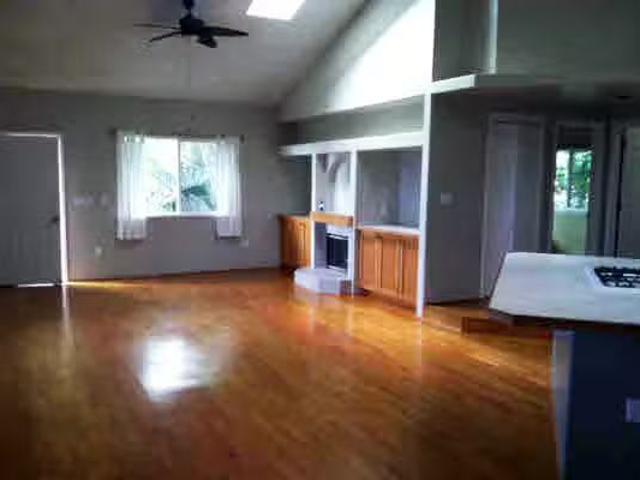 Spacious 2 BR / 1 BA Oceanview Ohana in Kona Palisades 73 103.
