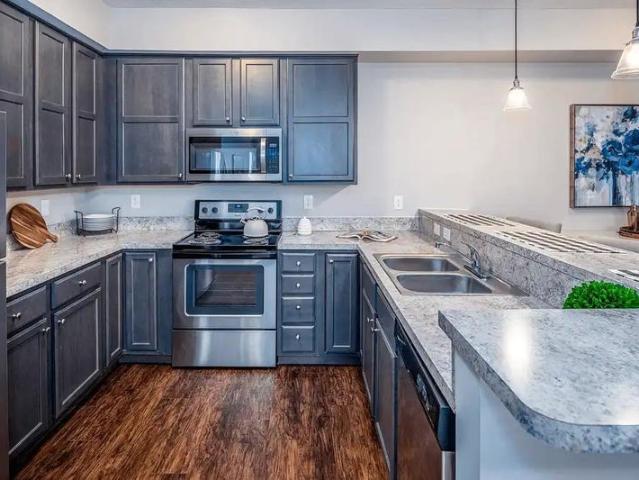 Spacious 2 & 3 Bedroom Townhomes