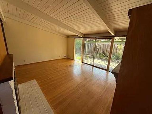 Spacious 2BR/2BA Single Story Home