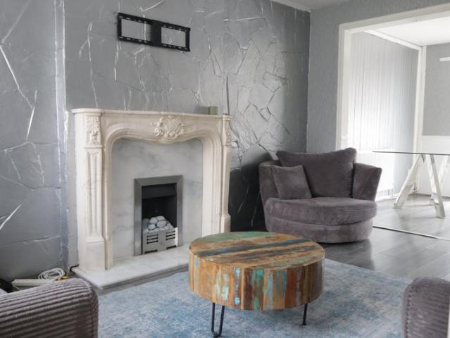 Spacious 3 Bed House to Rent – L4 – £1,175 PCM