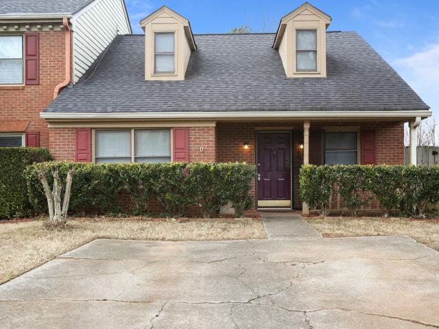 Spacious 3 Bedroom, 3 Bath End Unit Townhome in Prime Location!