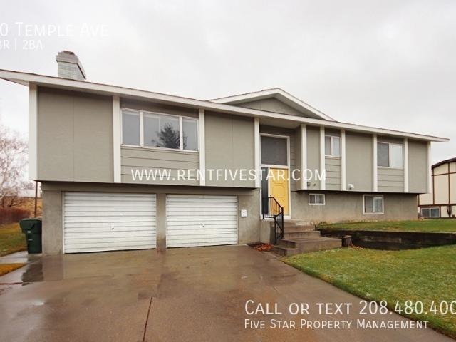 Spacious 3 Bedroom Apartment Just Minutes from Idaho State University! Visit rentfivestar.com for details