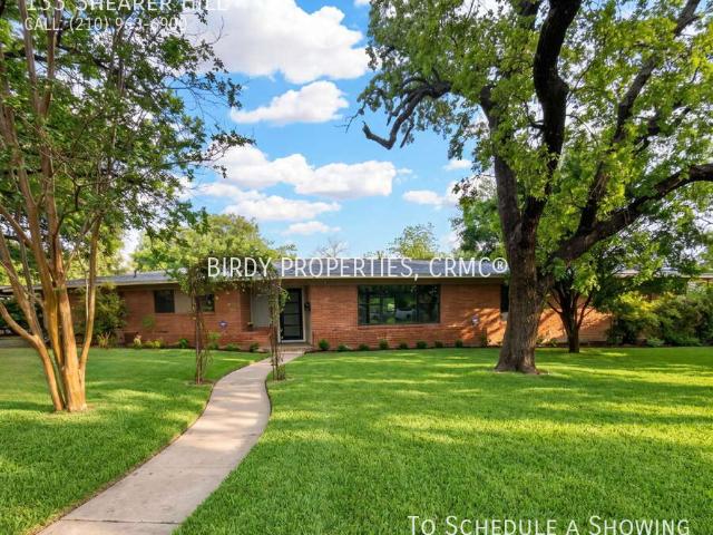 Spacious 3 Bedroom Sanctuary with 2 Baths and additional room outside in Prime San Antonio Location!