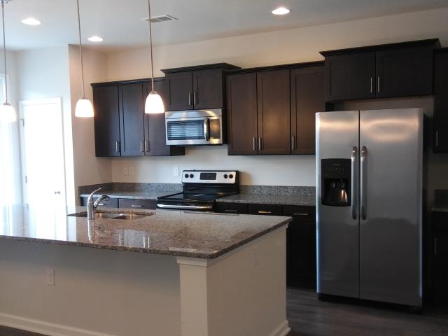 Spacious 3 Bedroom Townhome at Wild Wing
