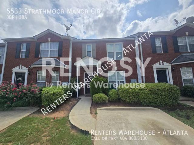 Spacious 3 Bedroom Townhouse in Lithonia!