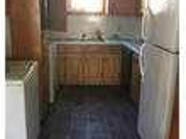 Spacious 3 BR Apartment Great Location