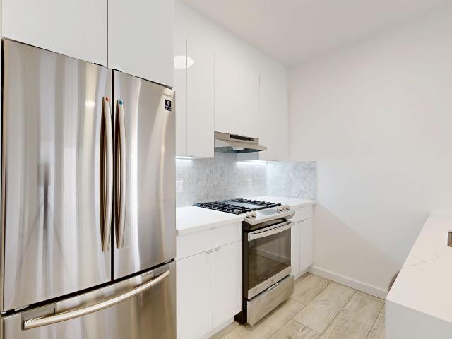 Spacious 3BR/1.5BA Marina Apartment with In Unit Laundry