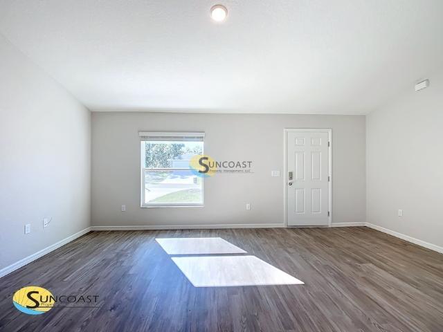 Spacious 3BR/2BA Home in Marion Oaks