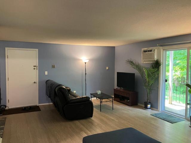 Spacious 3BR.5BA at River Run in Northampton