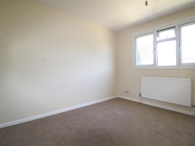 Spacious Three Bedroom Apartment in Townsend, Hemel Hempstead
