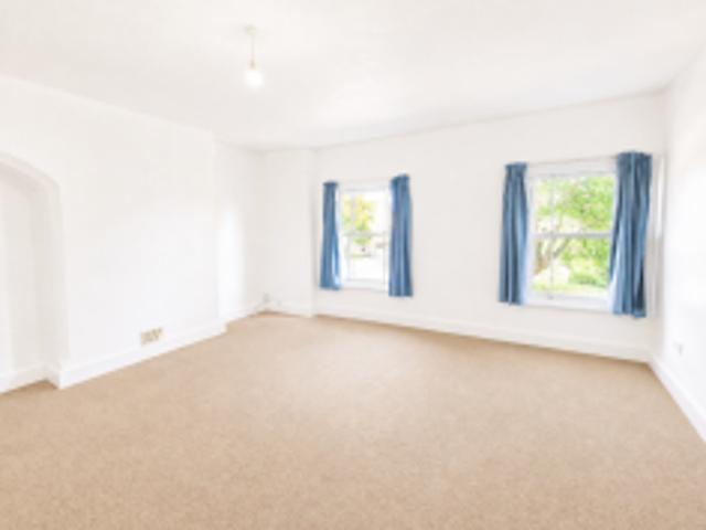 Spacious three bedroom terraced house in Nottingham City Centre