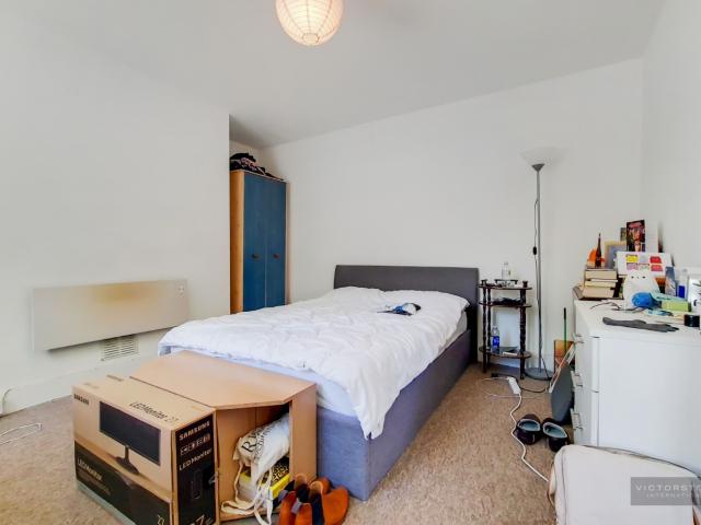 Spacious Two Bed Apartment with Patio Garden in Thane Villas, N7