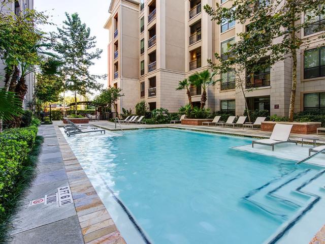 Spacious Two Bedroom Apartment in Houston's Galleria Area