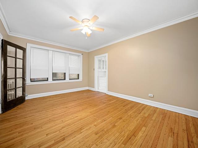 Spacious Two Bedroom Close to St. Francis Hospital!
