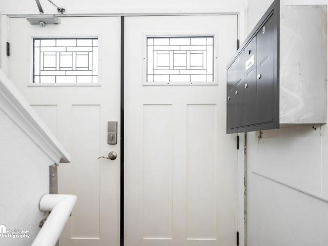 Spacious Unfurnished Units – 2116 Fairbanks St