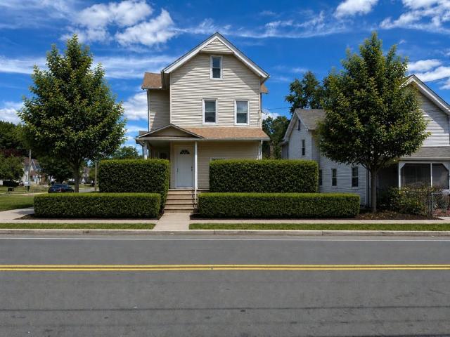 Spacious Unfurnished Bedroom for Rent_Utilities I